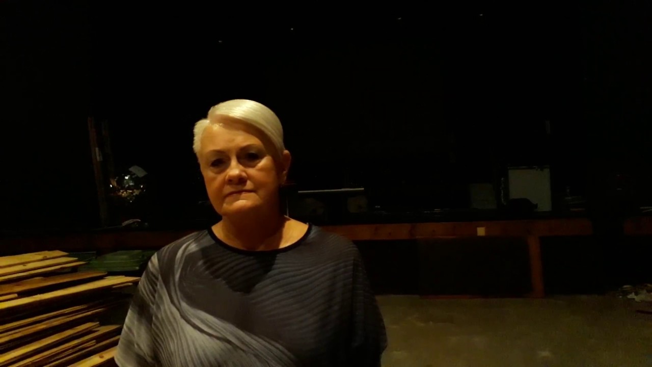 Debbie Davidson remembers the Barnyard Theatre - YouTube