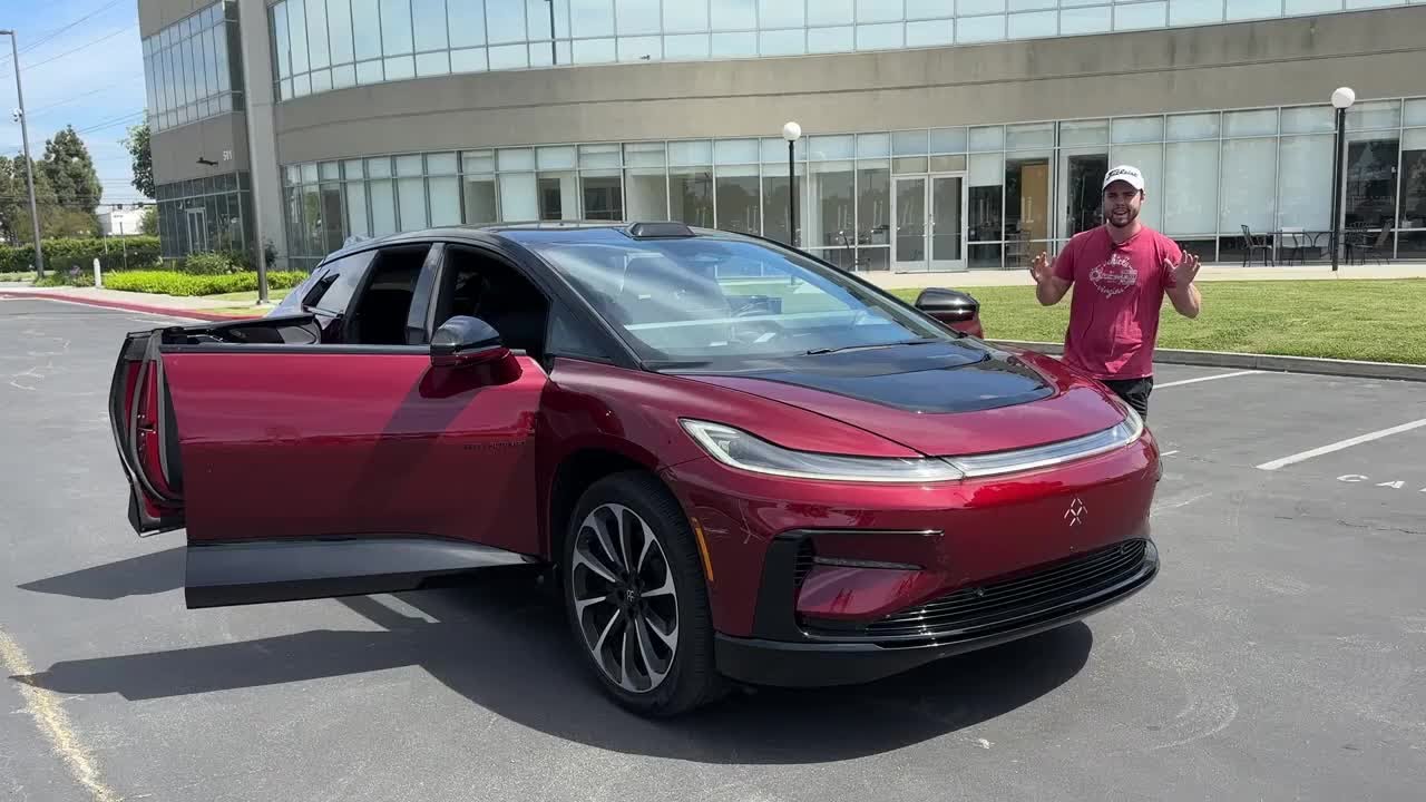 零百2.39秒，1050马力，国外博主试驾法拉第未来FF91 - YouTube