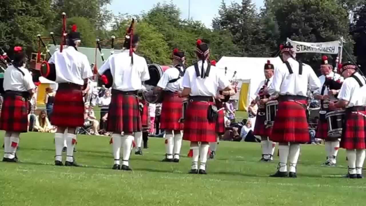 City of Exeter Pipes and Drums - Ashbourne 2014 - YouTube