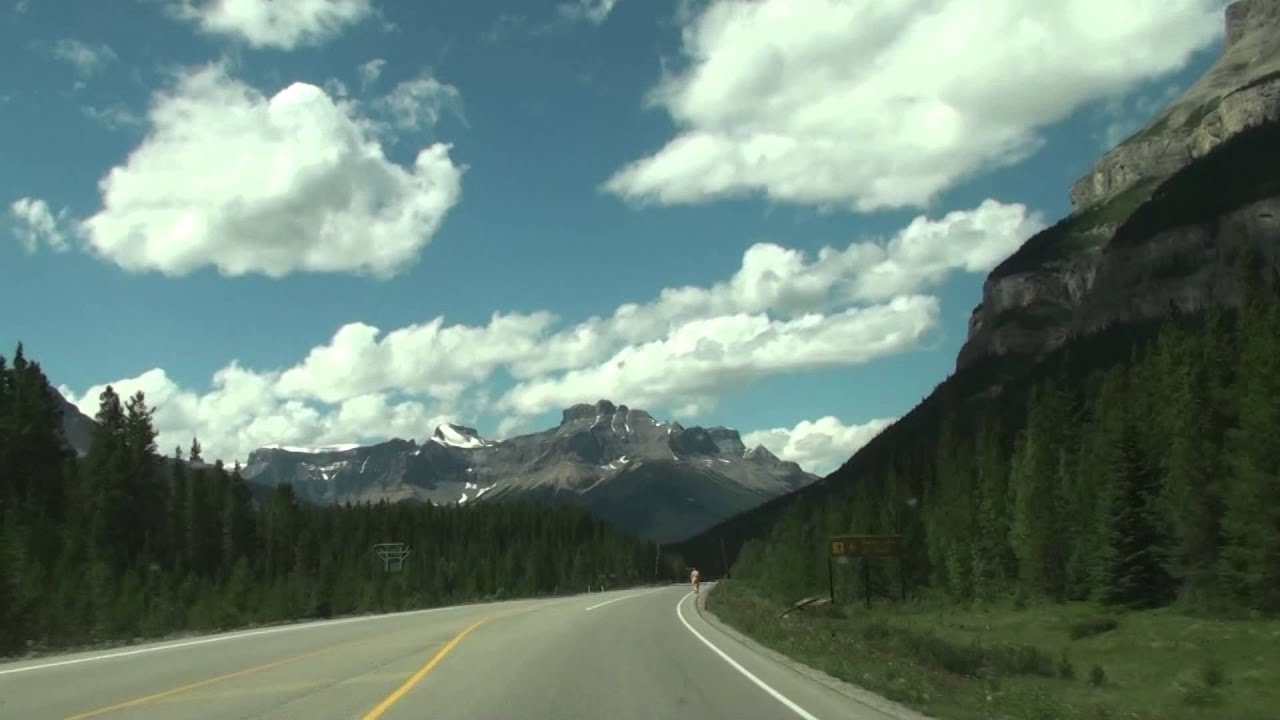 Banff National Park,Icefields Pkwy, Saskatchewan River Crossing, AB ...