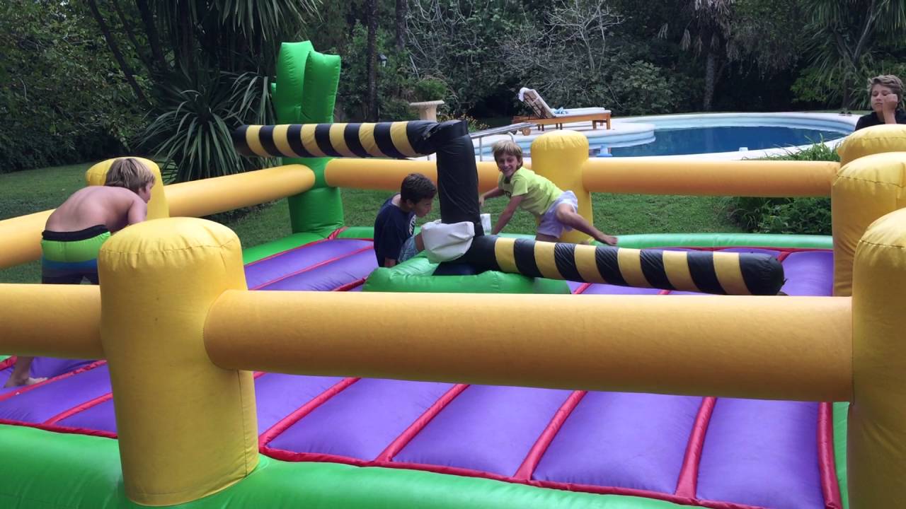 Reloj Loco con chicos COPADISIMO INFLABLES - YouTube