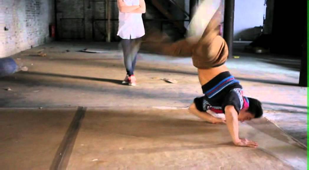 Click, dance, shop. ASOS Urban Tour Interactive Video/Site 2011 - YouTube