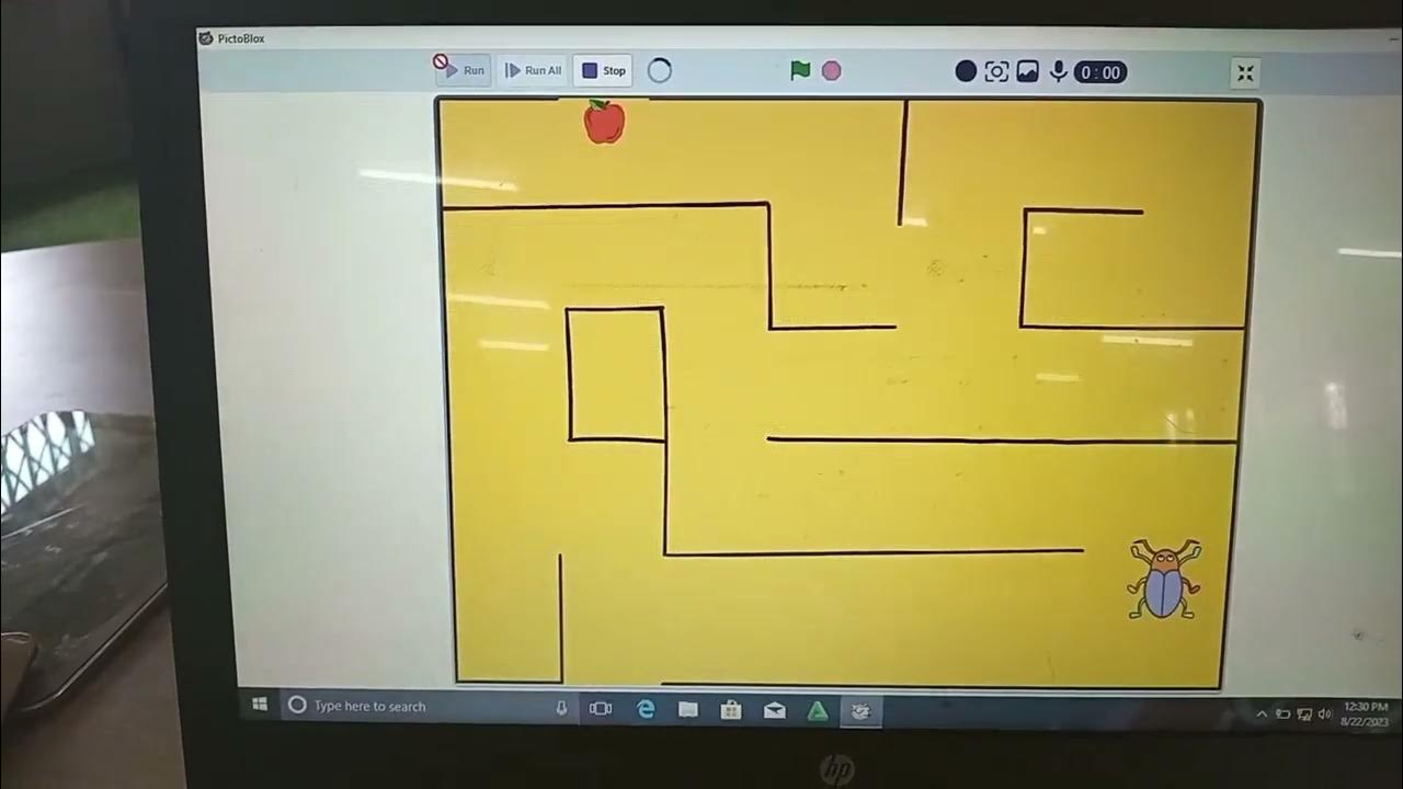 Beetle in the Maze Game with Python - YouTube
