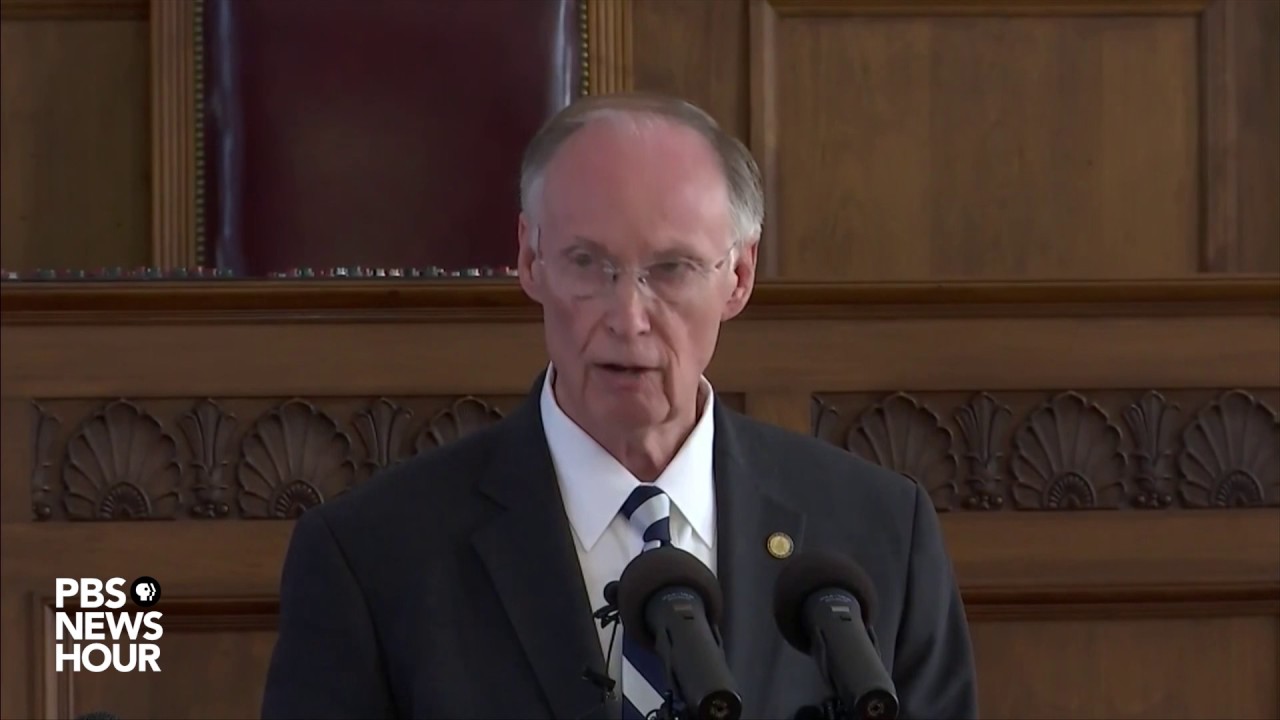 Watch Alabama Gov. Robert J. Bentley's resignation statement - YouTube