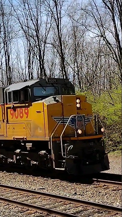 UP 9089, NS 7698 and NS 4326! - YouTube