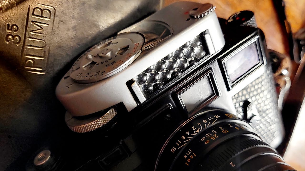 How To Use Leica Meter MC on a Leica M3 Film Camera - YouTube