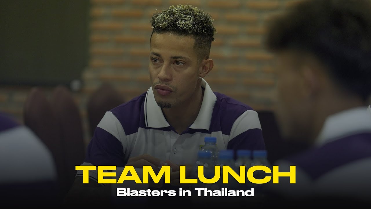 Team Lunch | Blasters In Thailand | KBFC | Kerala Blasters - YouTube