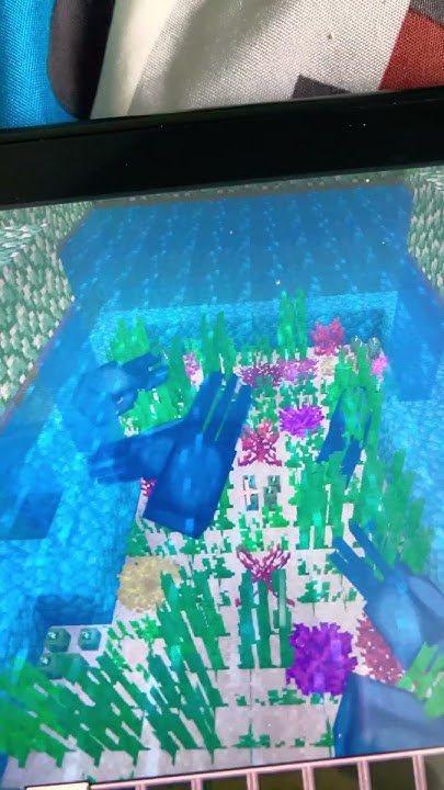 Day 13 of adding animals to my zoo - YouTube