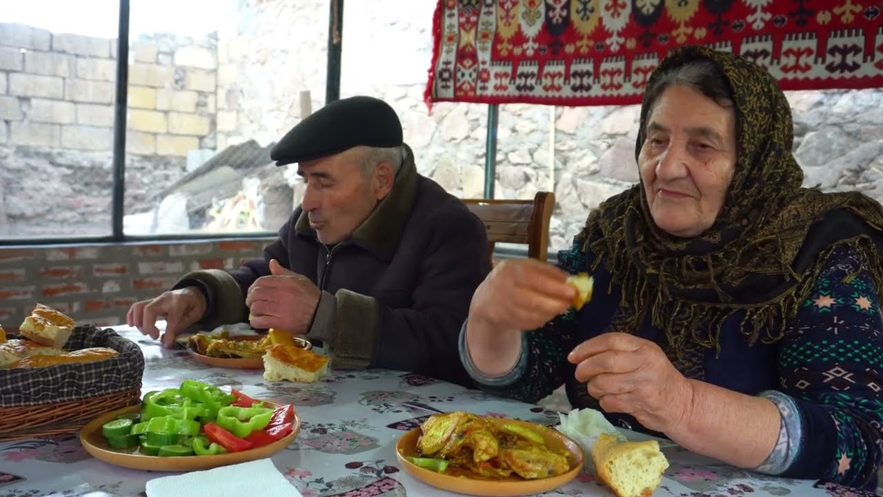 Azerbaijan's National Dish: Cooking CHICKEN CHIGIRTMA in a Village ...