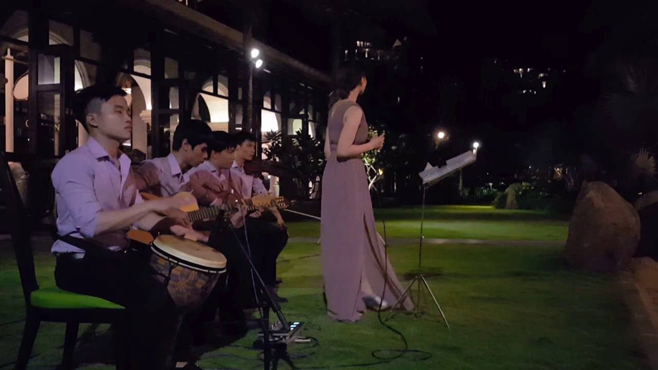 There's A Kind Of Hush - Wasabi Band - YouTube