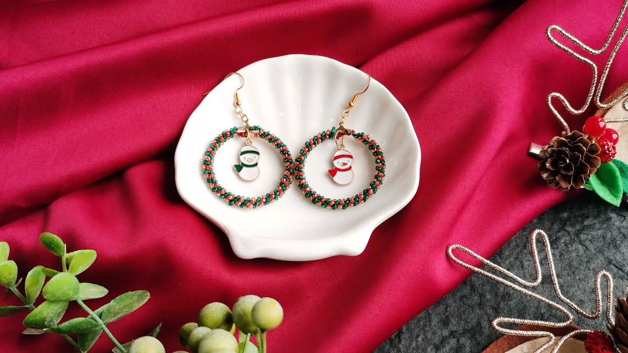 Christmas Wreath Earrings Tutorial | quick and easy to make | Handmade ...