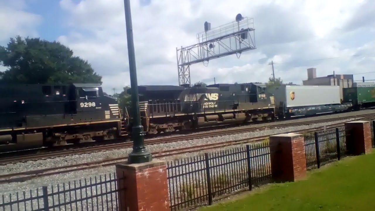 NS 8164 leads NS 282 passing CSX 8014 - YouTube