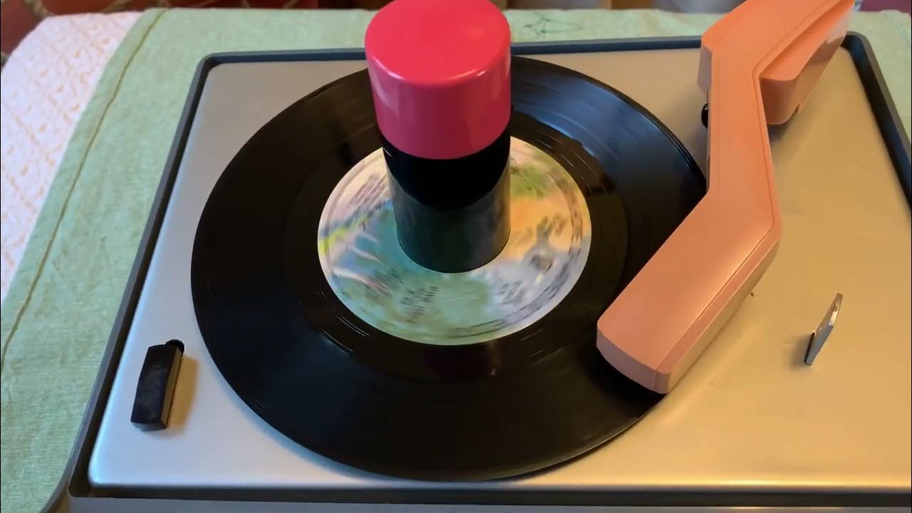 1956 RCA Victor Deluxe 3 45rpm and 70’s music - YouTube