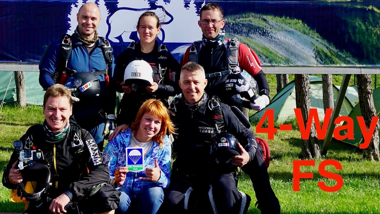 We Tried 4-Way Formation Skydiving - YouTube