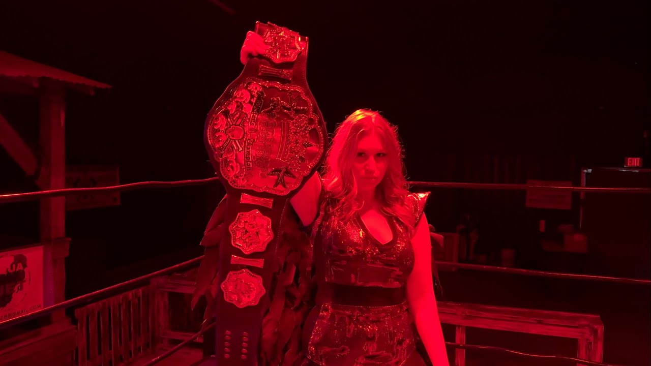 Stella Ren vs Ashton Blake “Battle of the 9 Hells” Dark Match - YouTube
