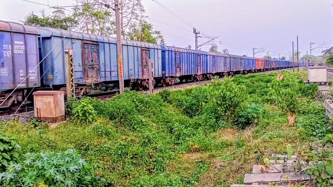 Indian Goods Train Full Speed | High Speed Goods Train India | High ...