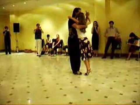Damian Esell y Nancy Louzan, clases TangoCamp Roma 2008 - YouTube