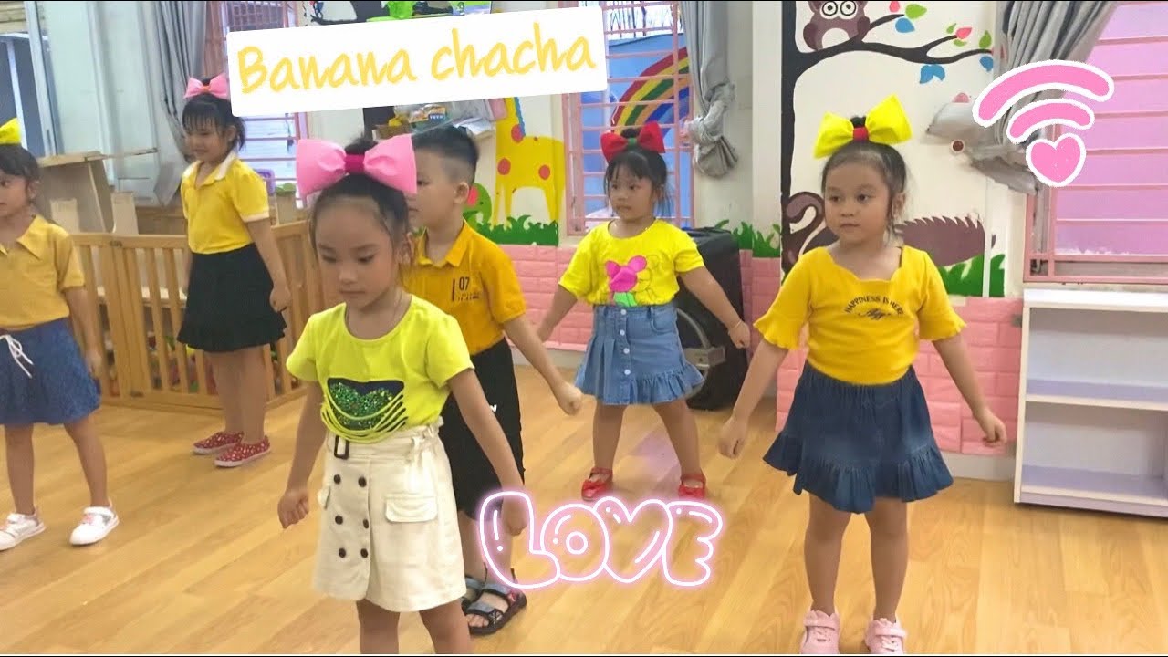 Nhảy Banana chacha cover dance mầm non - Phương Nghi - YouTube
