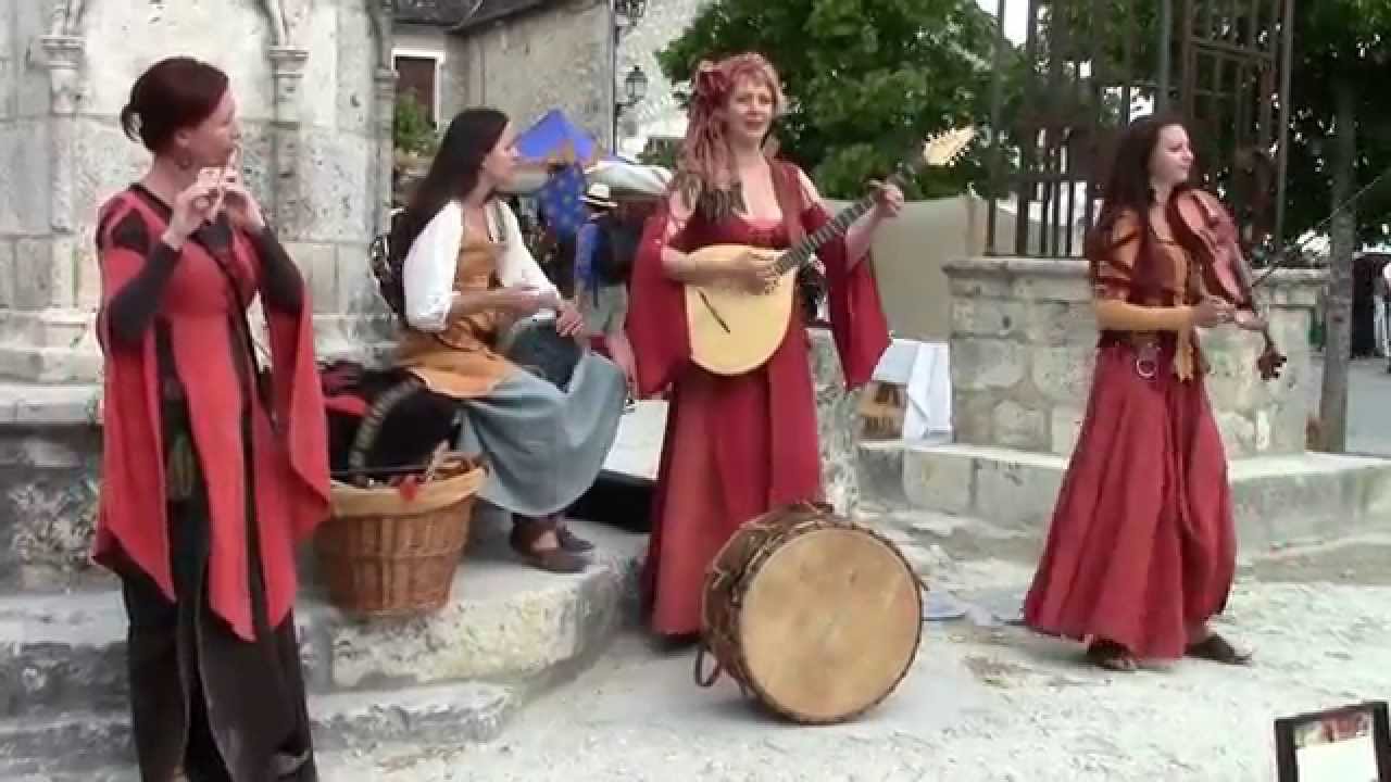 BraAgas - Les Médiévales de Provins 2014 - YouTube