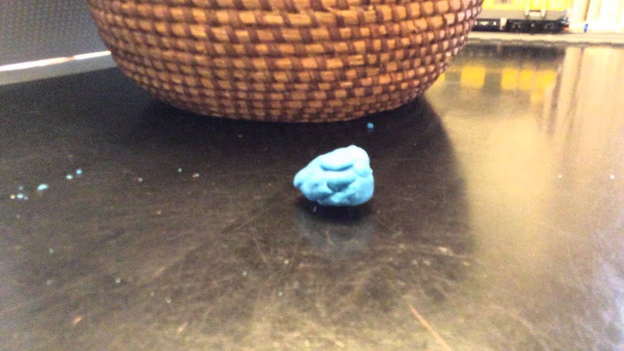 Blue blob (A stop motion video) - YouTube