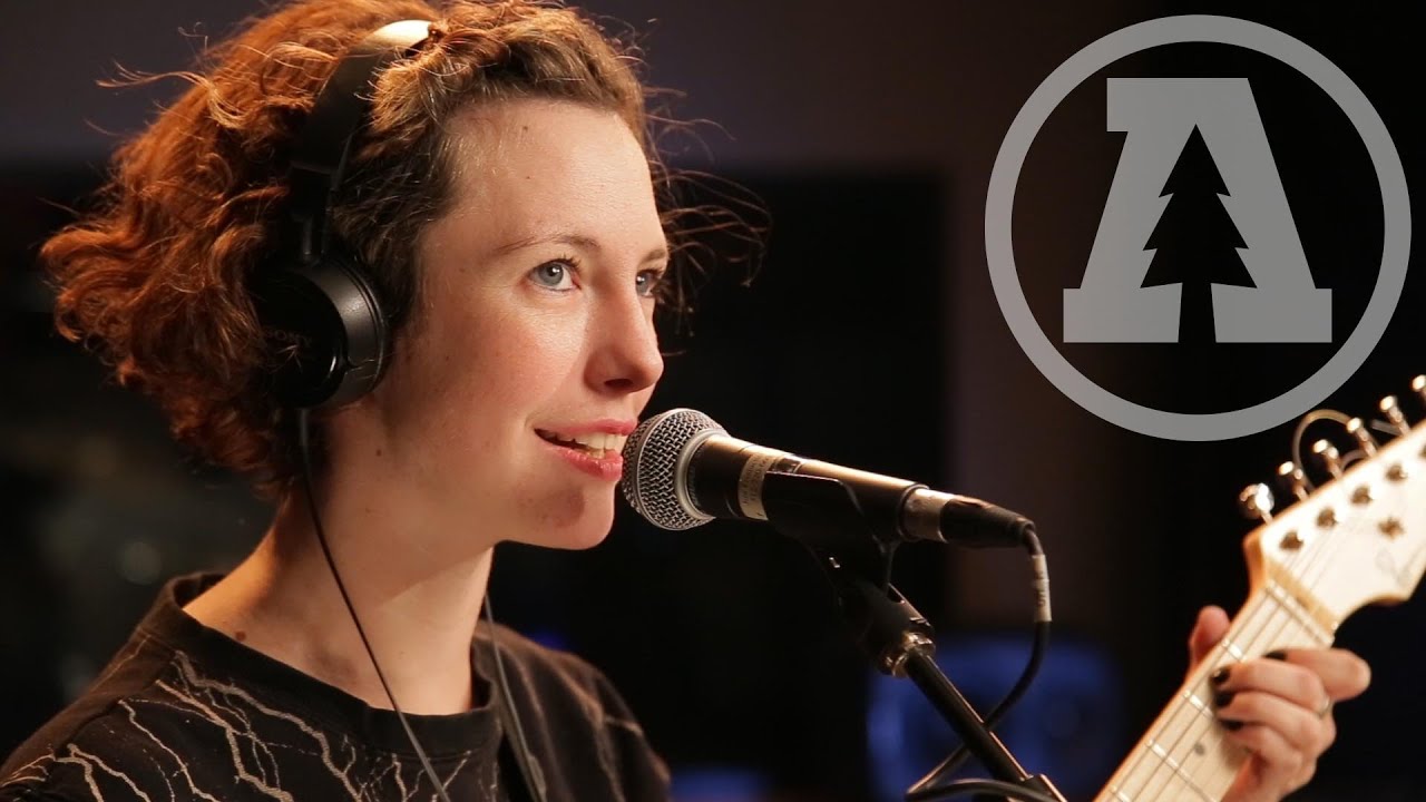 Esmé Patterson - The Glow - Audiotree Live - YouTube Music