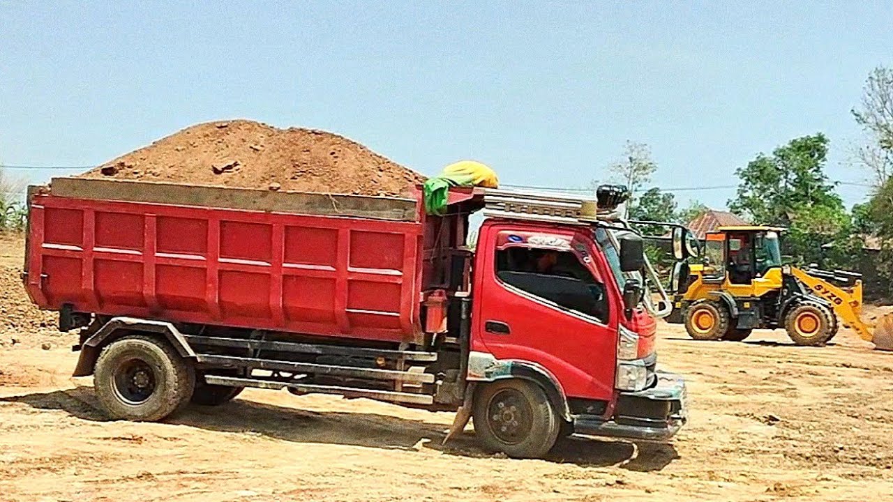 Dump Truck,Truck Tanah, Mobil Truck, Truck Jomplang, Toyota, Truck Muat ...