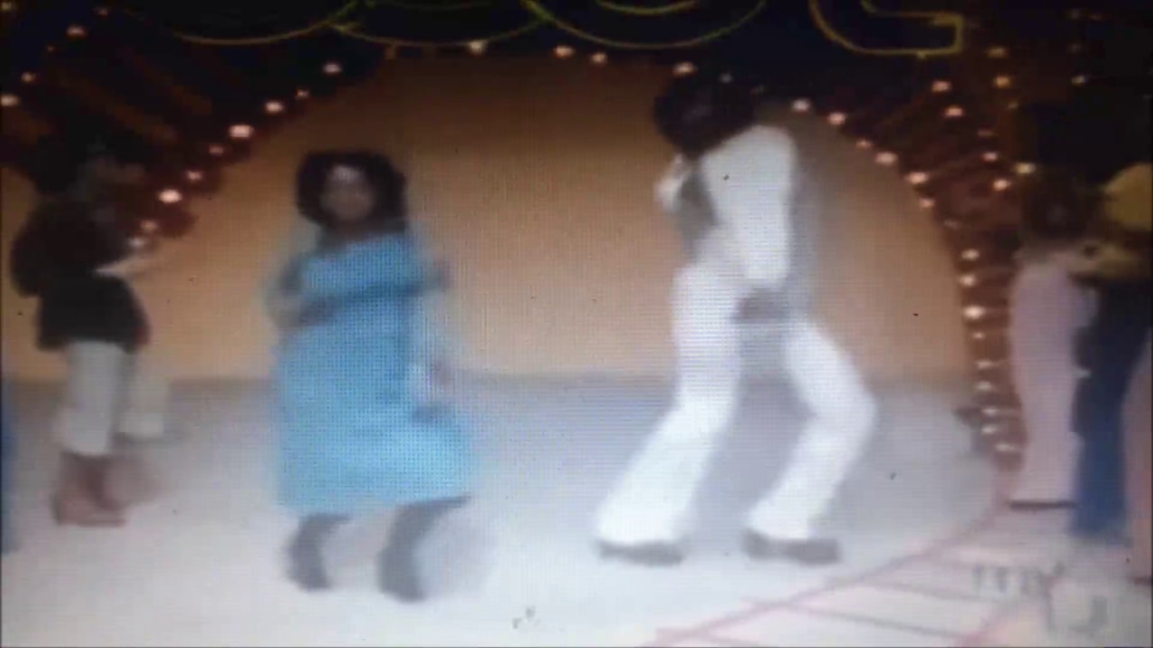 The Whispers- Up on Soul Train (Soul train theme) - YouTube