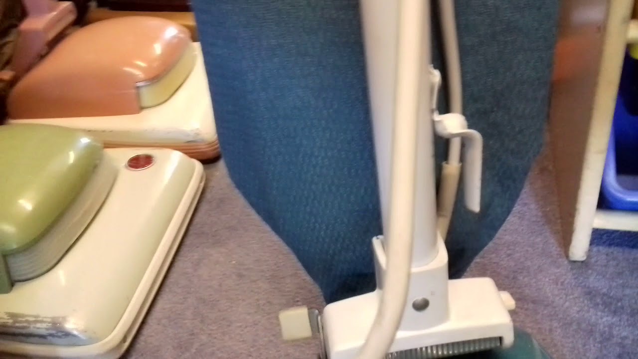 A look at Kevins Hoover 6525C - YouTube