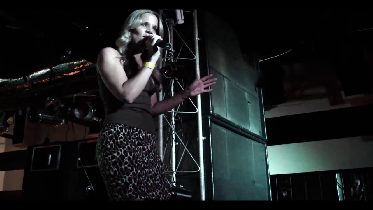 Lisa Wojt-"AND I AM TELLING YOU" - YouTube