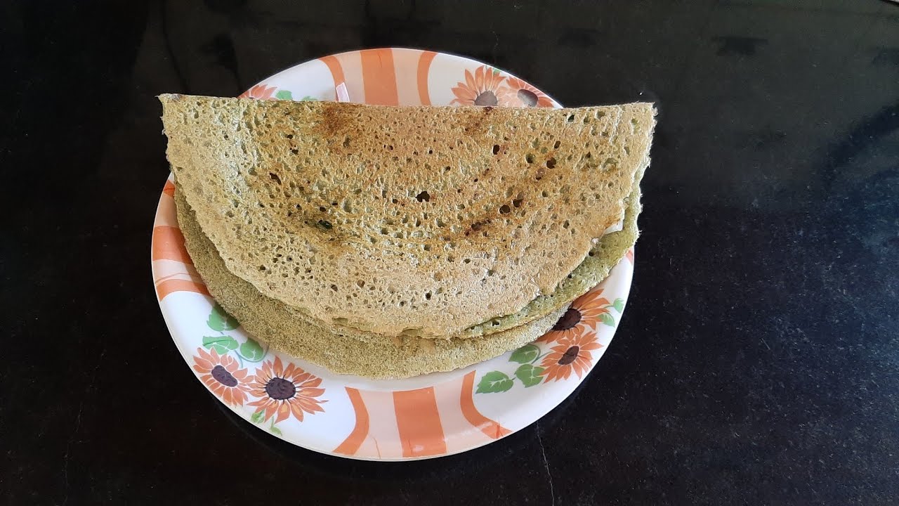 Hesaru kalu dose, Green gram dosa, whole moong dosa, pesarattu!! - YouTube