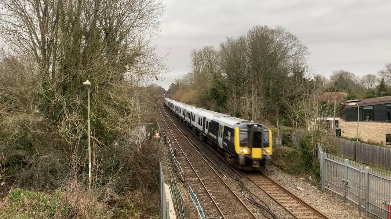 Class 450 Desiro | 450020 + 450042 | South Western Railway - YouTube