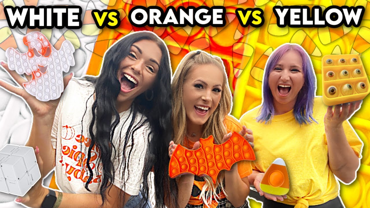 ORANGE vs YELLOW vs WHITE Fidget Shopping with Purplestars02 & Sierra!🎃 ...