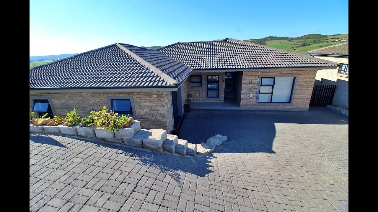 25 Platkroon Crescent Reebok - YouTube