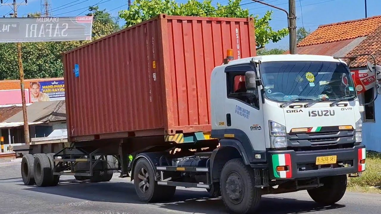 Mobil truk tronton besar truck container truck tangki bbm pertamina ...