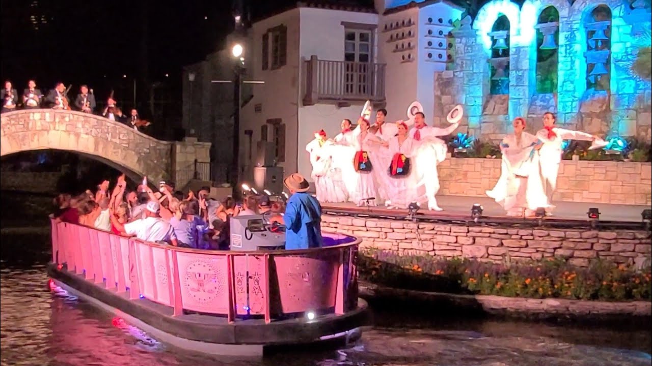 Fiesta Noche Del Rio- San Antonio, Texas - YouTube