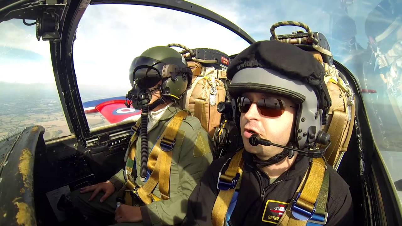 A flight in Jet Provost, from taxi to touch down (cockpit dual camera ...