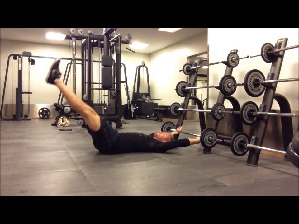 Ryggliggende benhev - YouTube