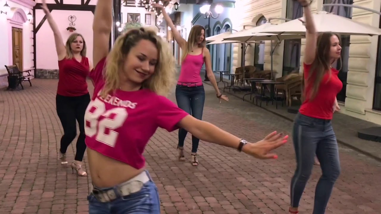 NY Lady Style by Julia Pilipenko - YouTube