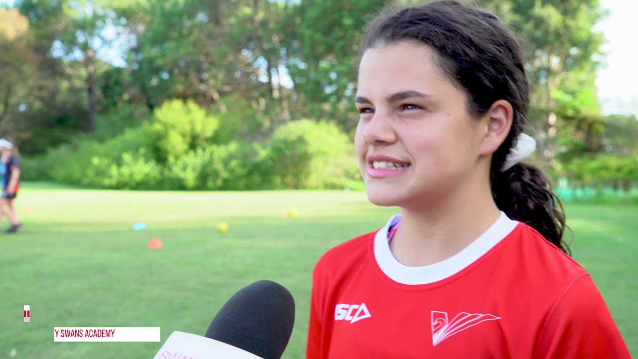 Zali gets her chance - YouTube