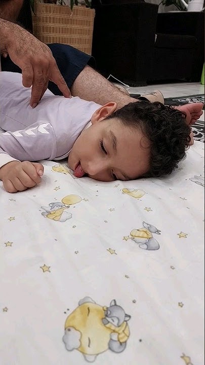 فقط آخرش نخواد بخنده با صد تا دلقک بازی من یه لبخند میزنه🙃😏 پسرمزودخوبشو کاردرمانی روزمرگی