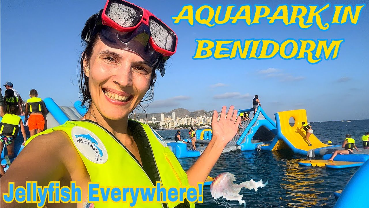 AQUAPARK in Benidorm 🏖️: Surrounded by Jellyfish!🪼 - YouTube