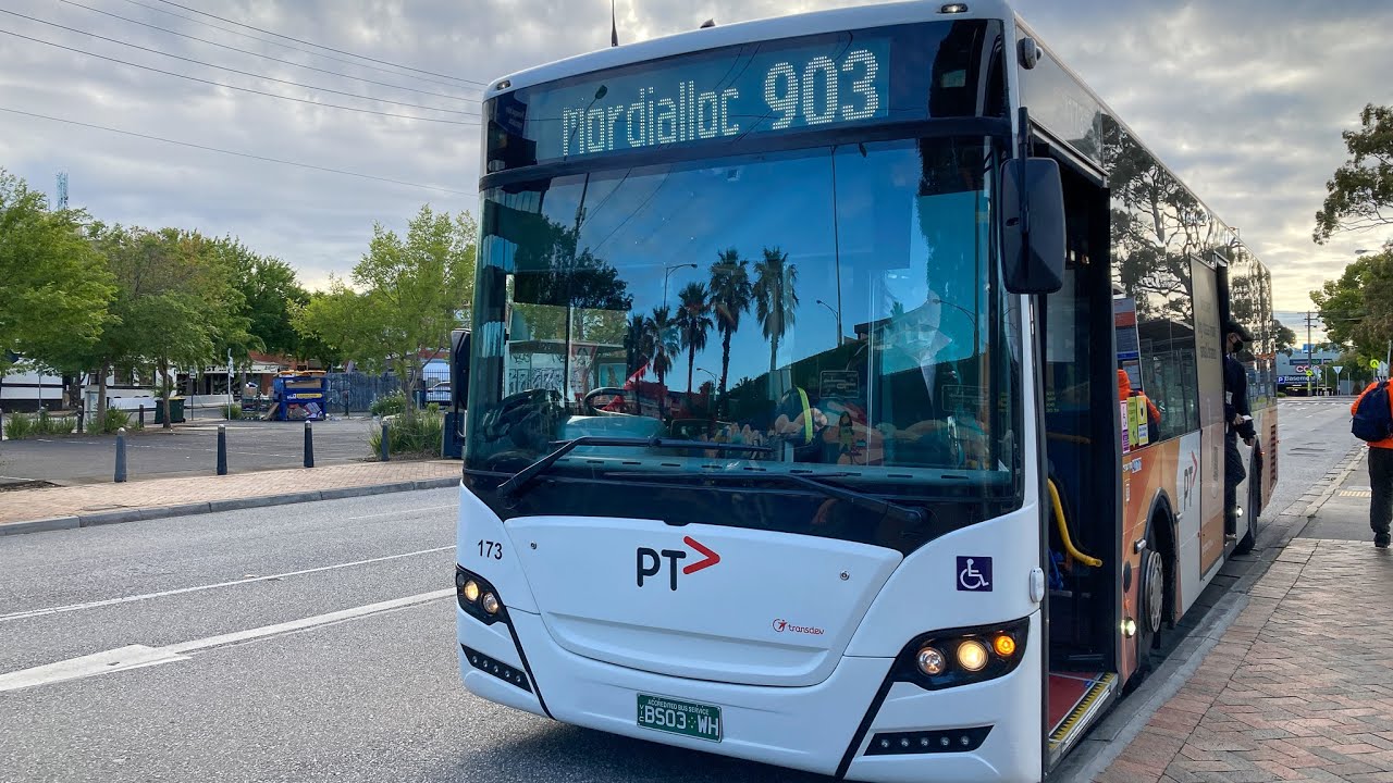 Transdev Bus 173 Scania K310UB, Gemilang - YouTube