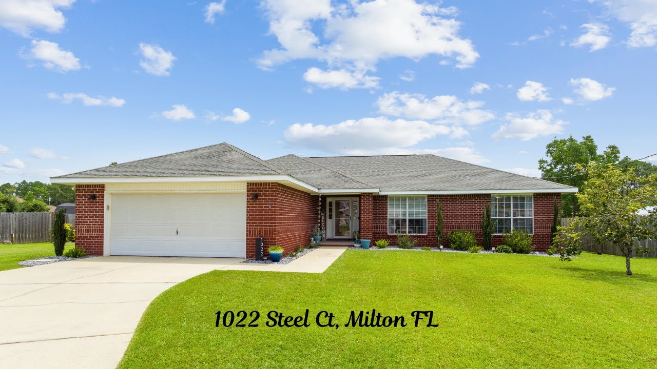 Charming Family Home Tour: Explore 1022 Steel Ct in Milton, FL 32583 ...