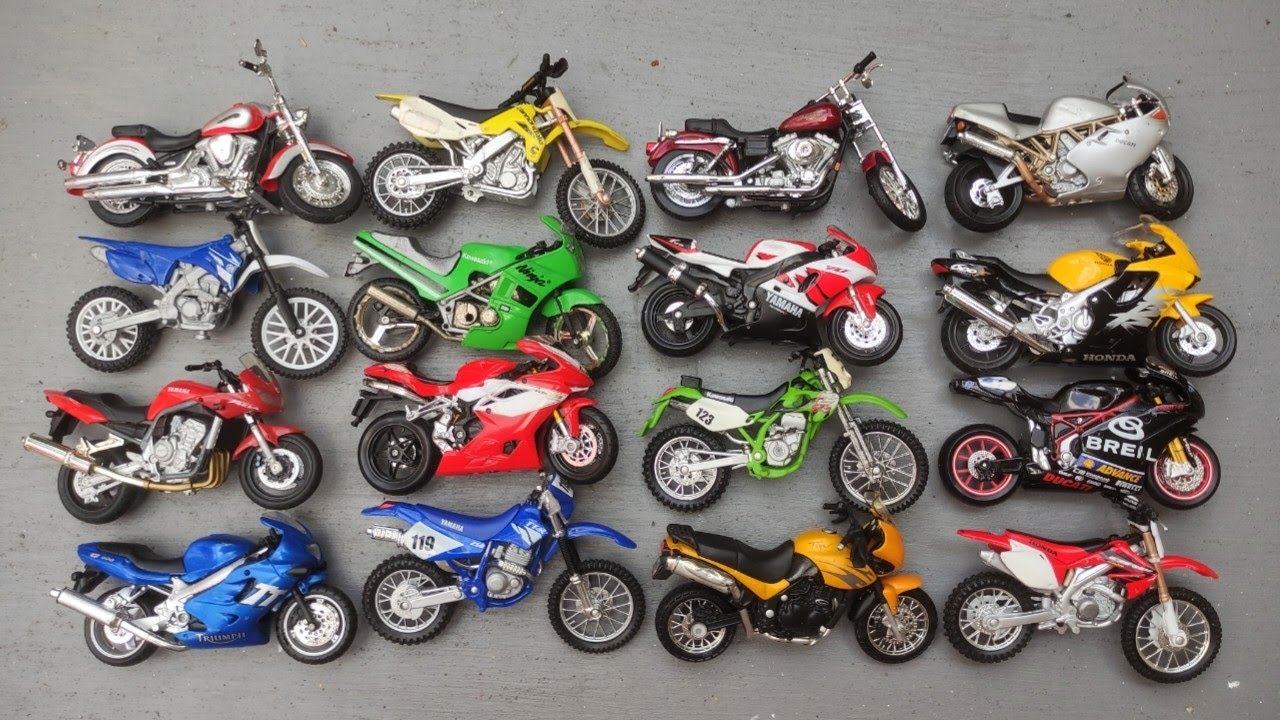 Best Collection Diecast Metal Scale Model Motorcycles 1/18 Scale ...