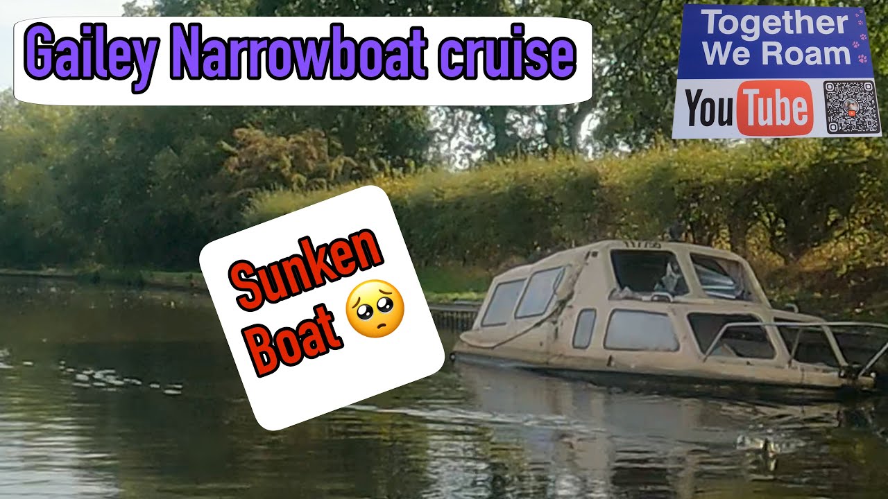 Narrowboat Staffs and Worcester to Gailey, sunken boat and our crash ...