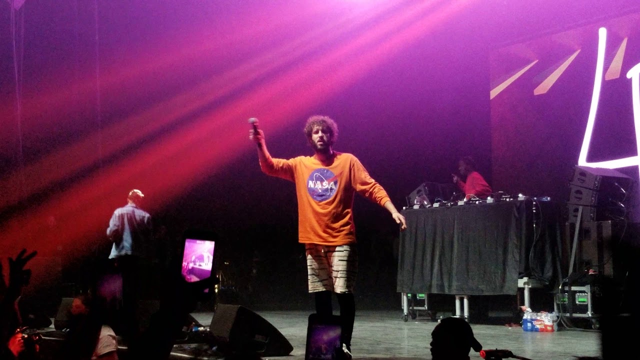 Lil Dicky - "Save Dat Money" - LIVE - Irving, TX - 4/7/18 - YouTube