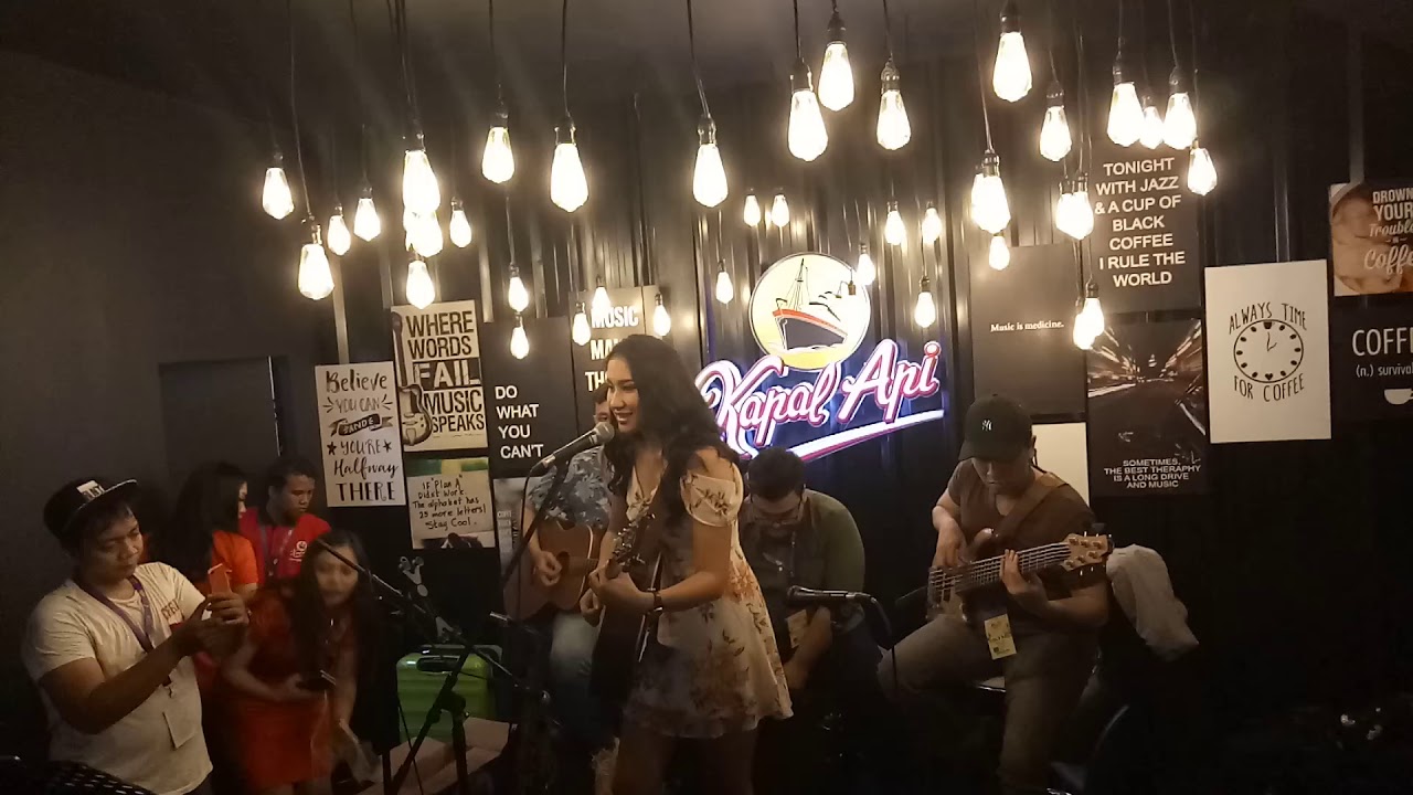 Ovpro, birgi putri, sunday morning - YouTube