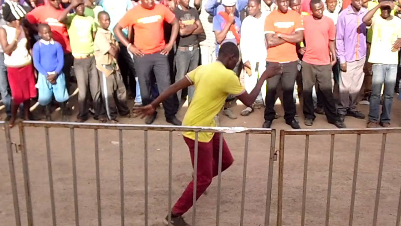 FUNNY CLIP! When weed takes control of your dance moves this happens ...