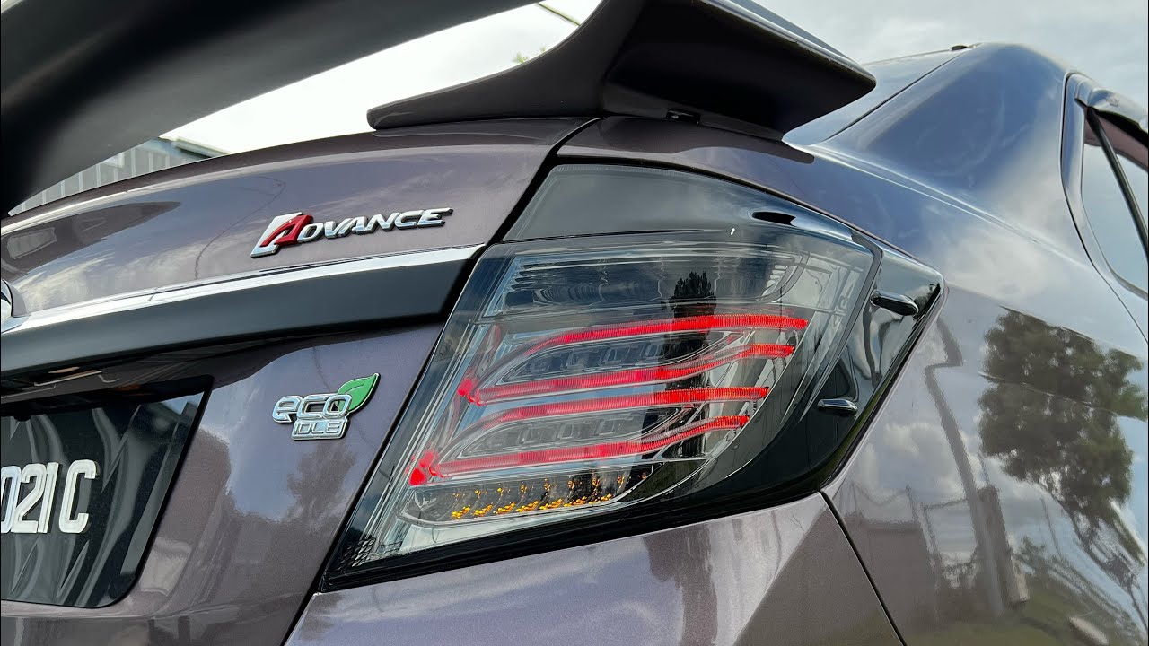 Bezza V1 + Mercedes Tail Lamp - YouTube