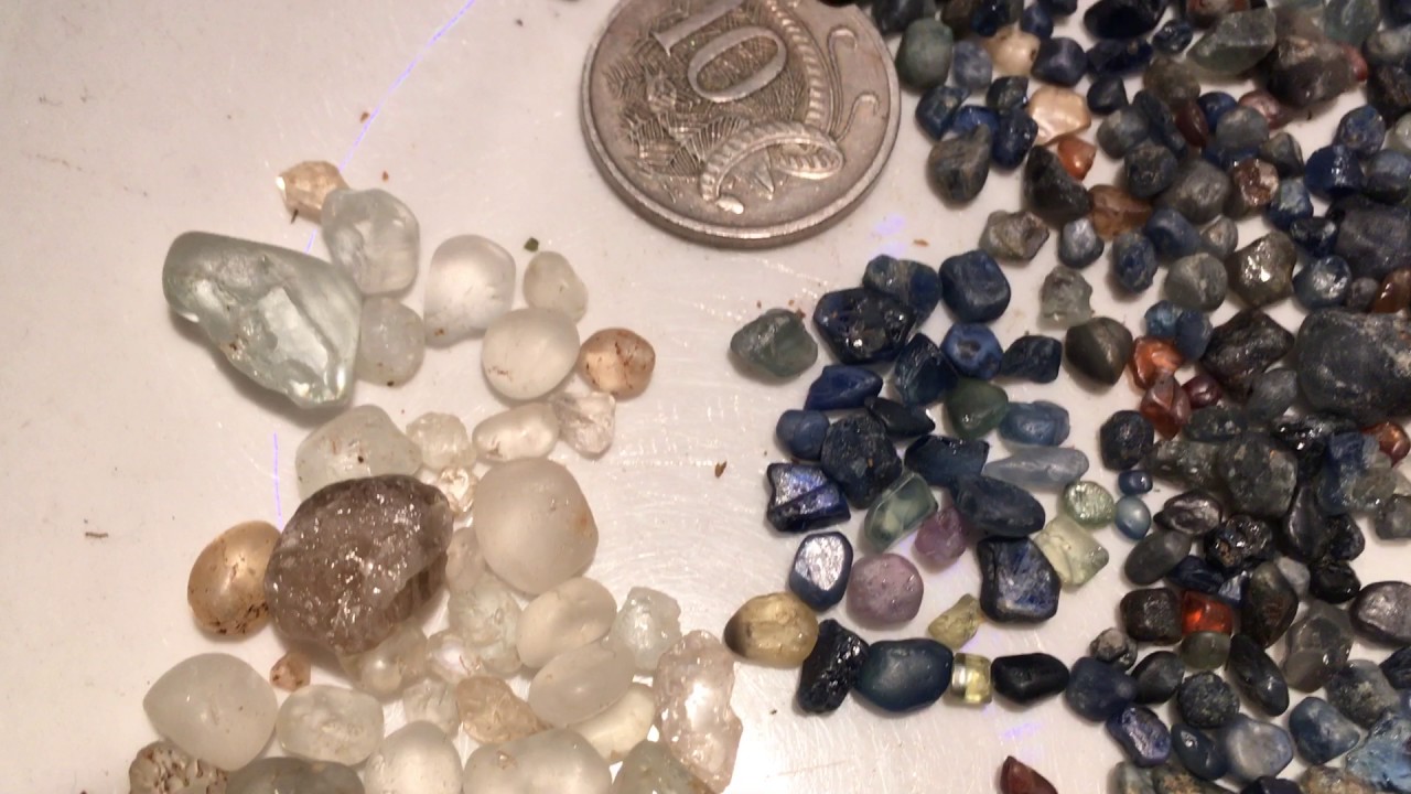 Sapphires from the Weld River Tasmania. - YouTube